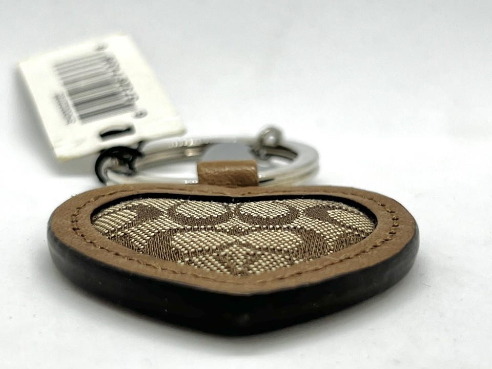 NWOB COACH Signature Heart Leather Key Fob Charm Keyring FS1712 | eBay