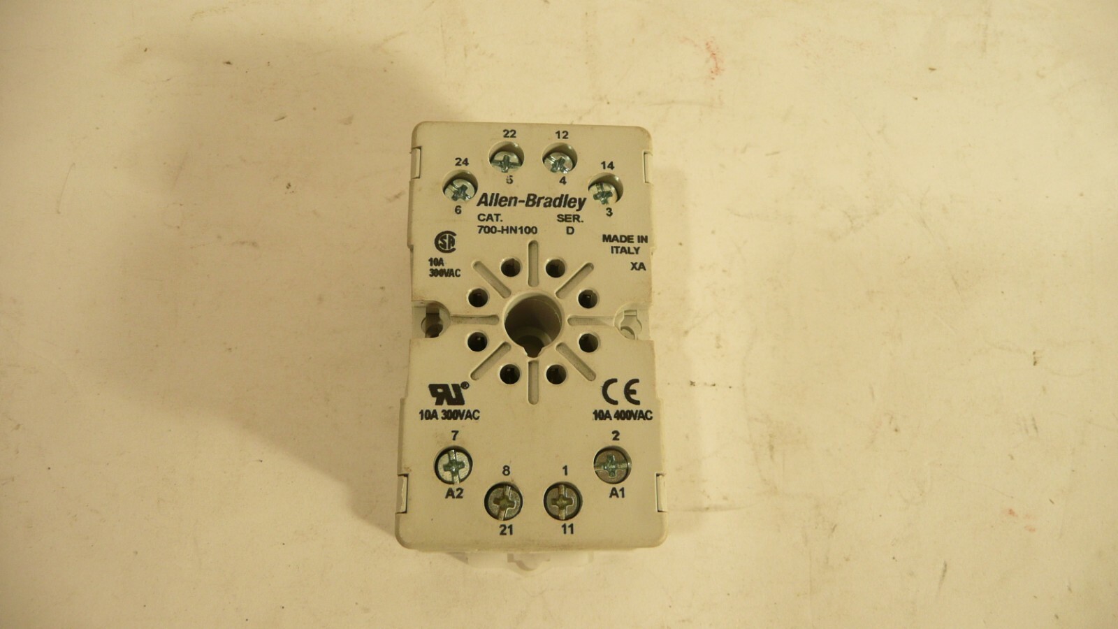 NEW ALLEN-BRADLEY CAT. 700-HN100 SER. D 8 PIN 10A 300VAC | eBay