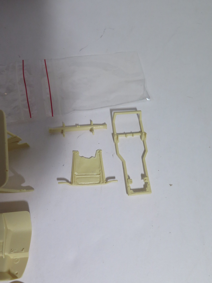 MONOGRAM MODELS UNCERTAIN T SHOW CAR JUNK YARD & RESIN KIT ...