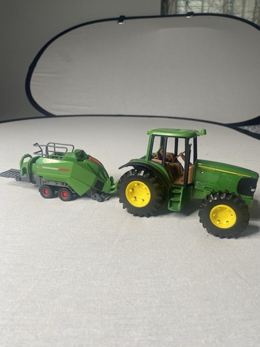 John Deere Toy Tractor and Bale Lifter Licensed Product F0512Q01 and ...