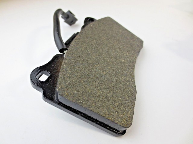 Maserati Base Model Ghibli Quattroporte Front Brake Pad Set 980157007 ...