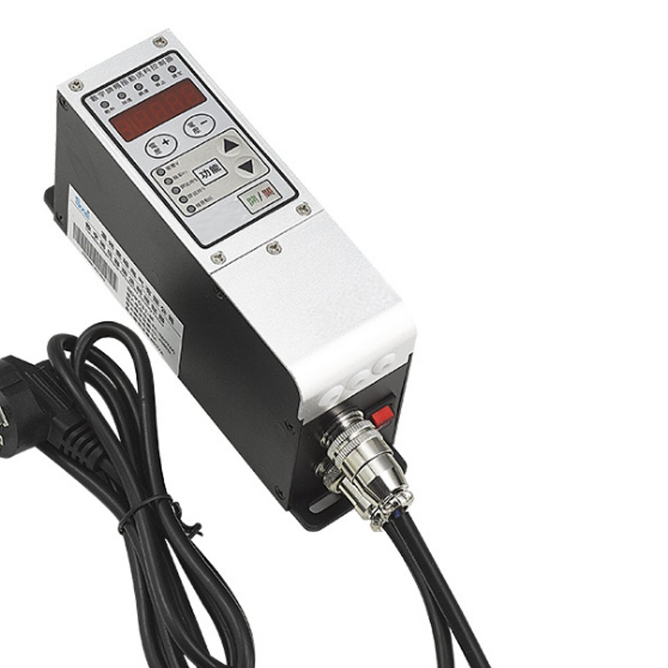 New In Box CUH SDVC31-M Variable Frequency Vibratory Feeder Controller ...