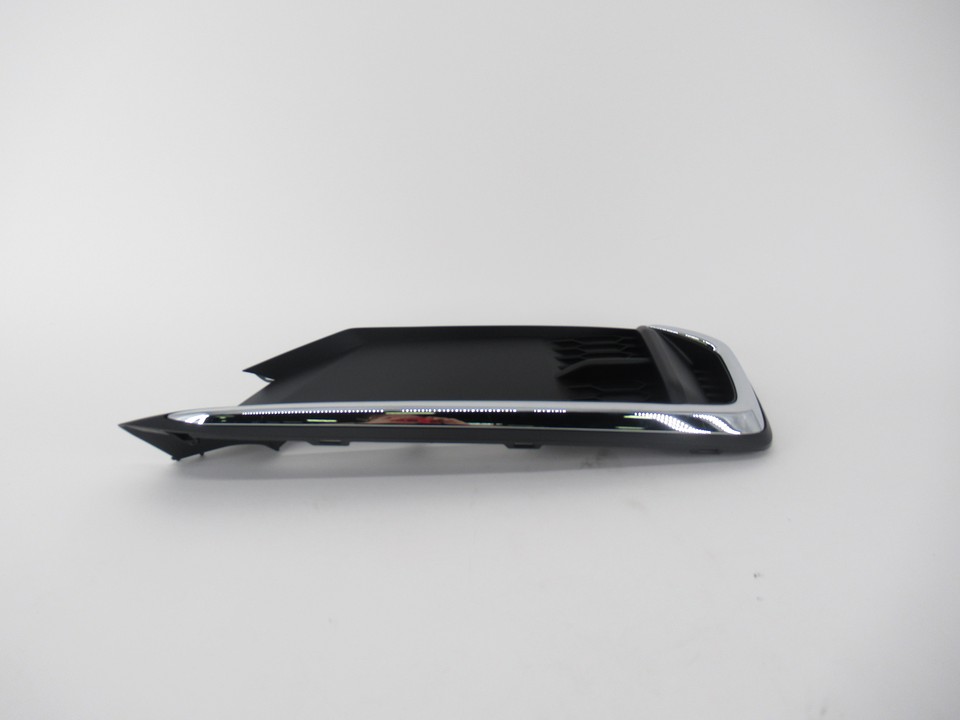 Genuine OEM Honda 71180-TBA-A50 Passenger RH Bumper Garnish 2019-2021 ...