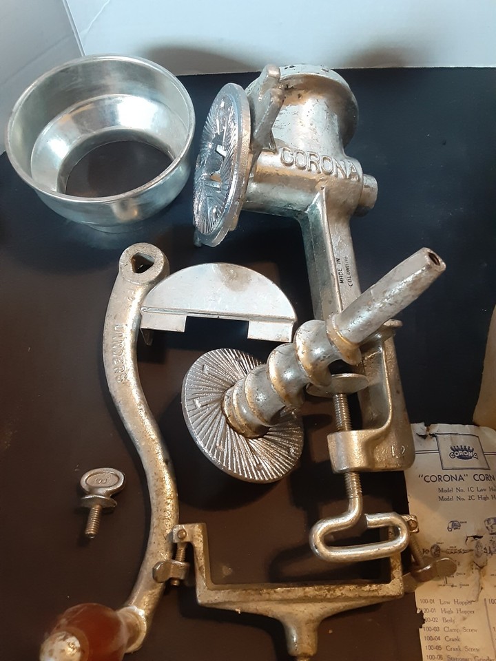 Corona Traditional Corn and Grain Mill Landers Frary & Clark Vintage ...