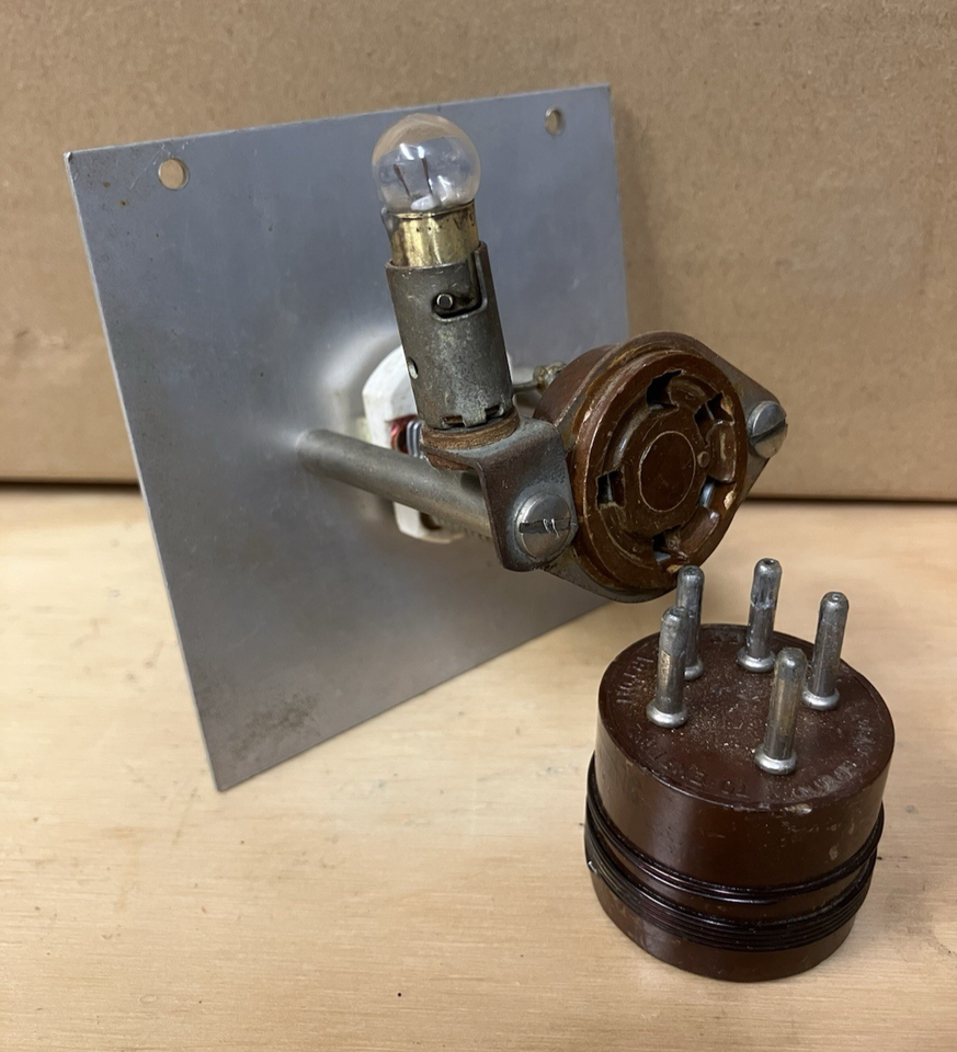 VINTAGE SILVER MODEL 903 McMURDO ABSORTION WAVE METER w/103 COIL AND ...