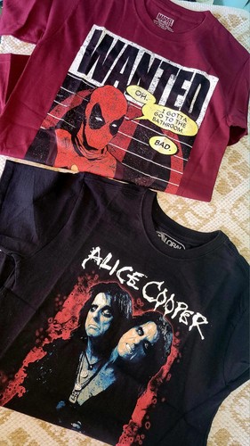 2pc Marvel Deadpool Mugshot Alice Cooper Paranormal Graphic Men's Small ...