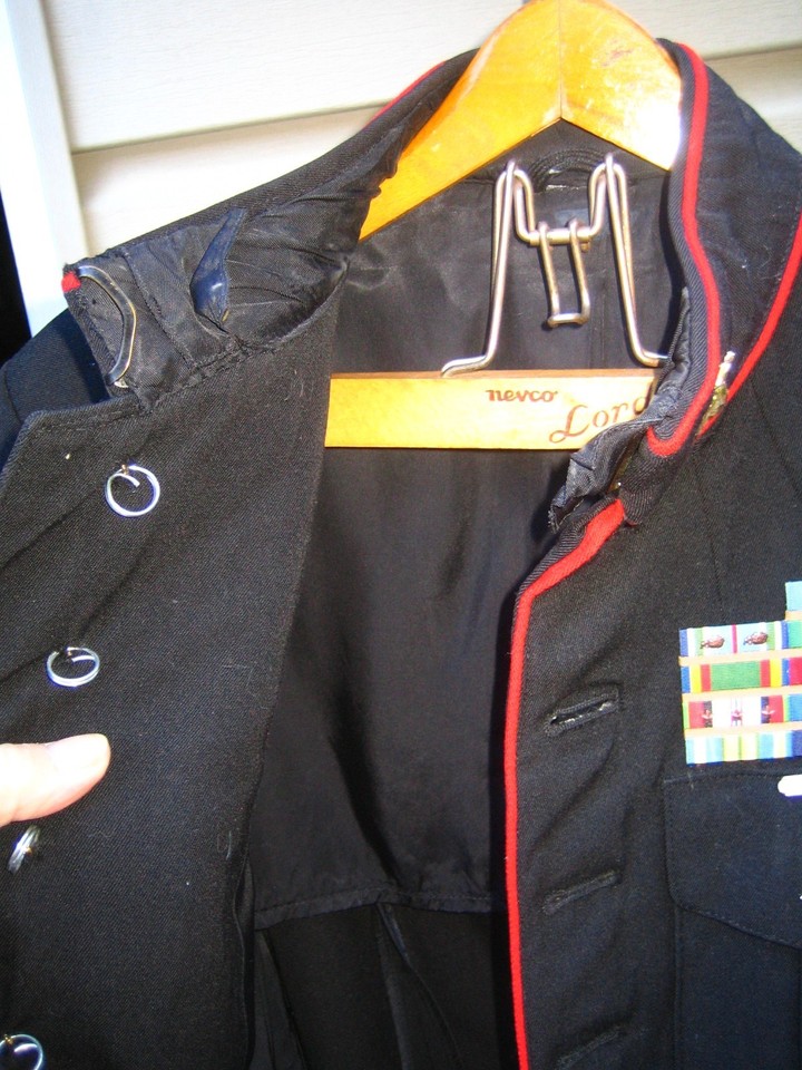 US Marine Gunery Sgts Blue Uniform - NO BELT AND BUCKLE approx 17 ...