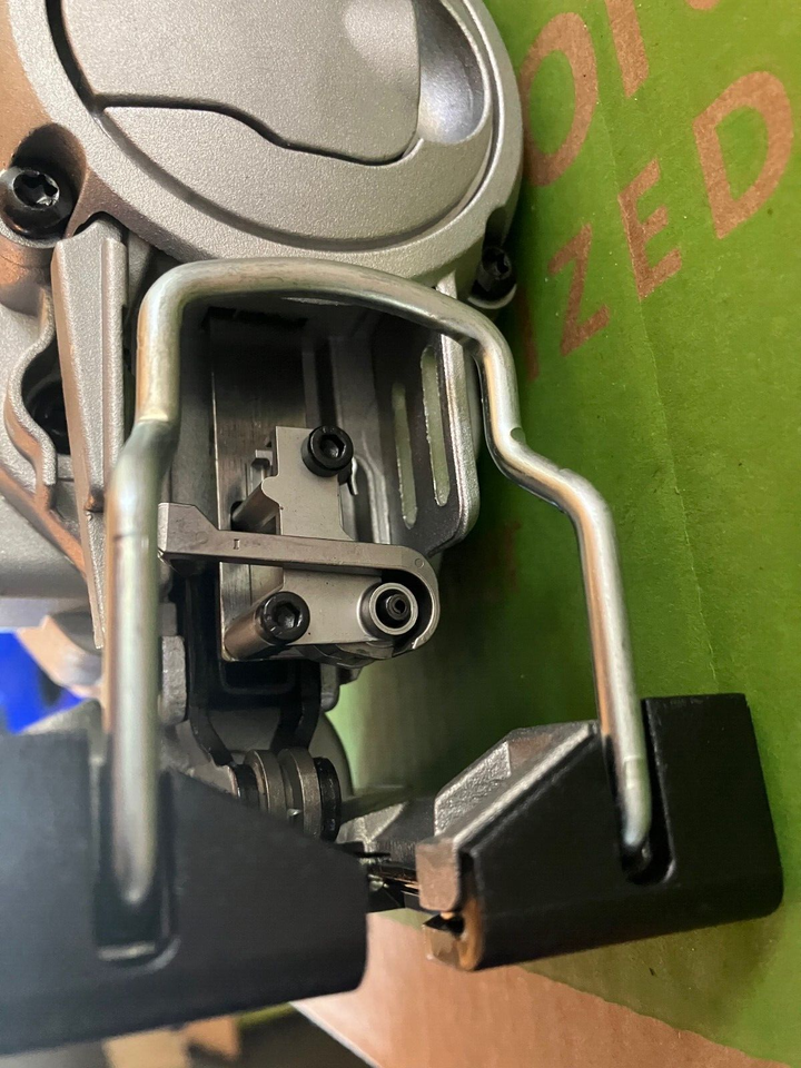 DEWALT DCS331B 20V MAX Variable Speed Li-Ion Cordless Jig Saw DCS331 ...