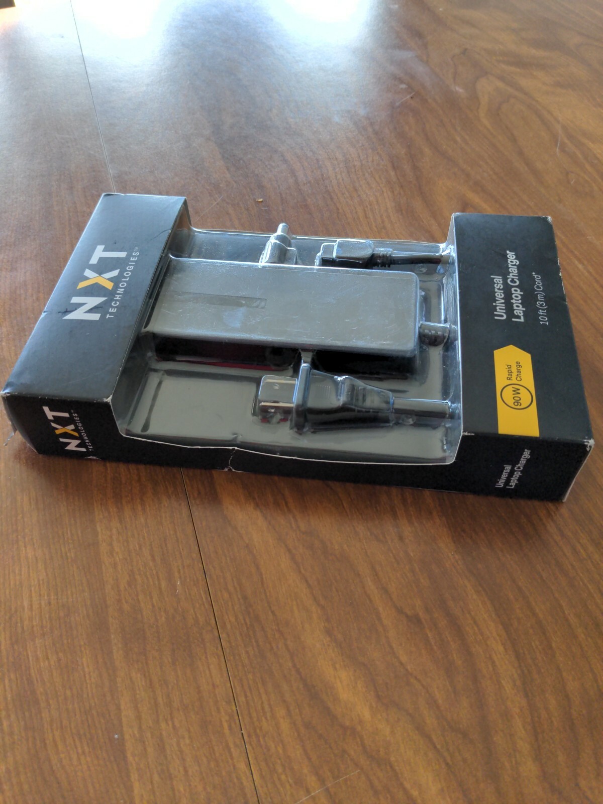 NXT Technologies 90W Universal Laptop Charger NX54323 | eBay