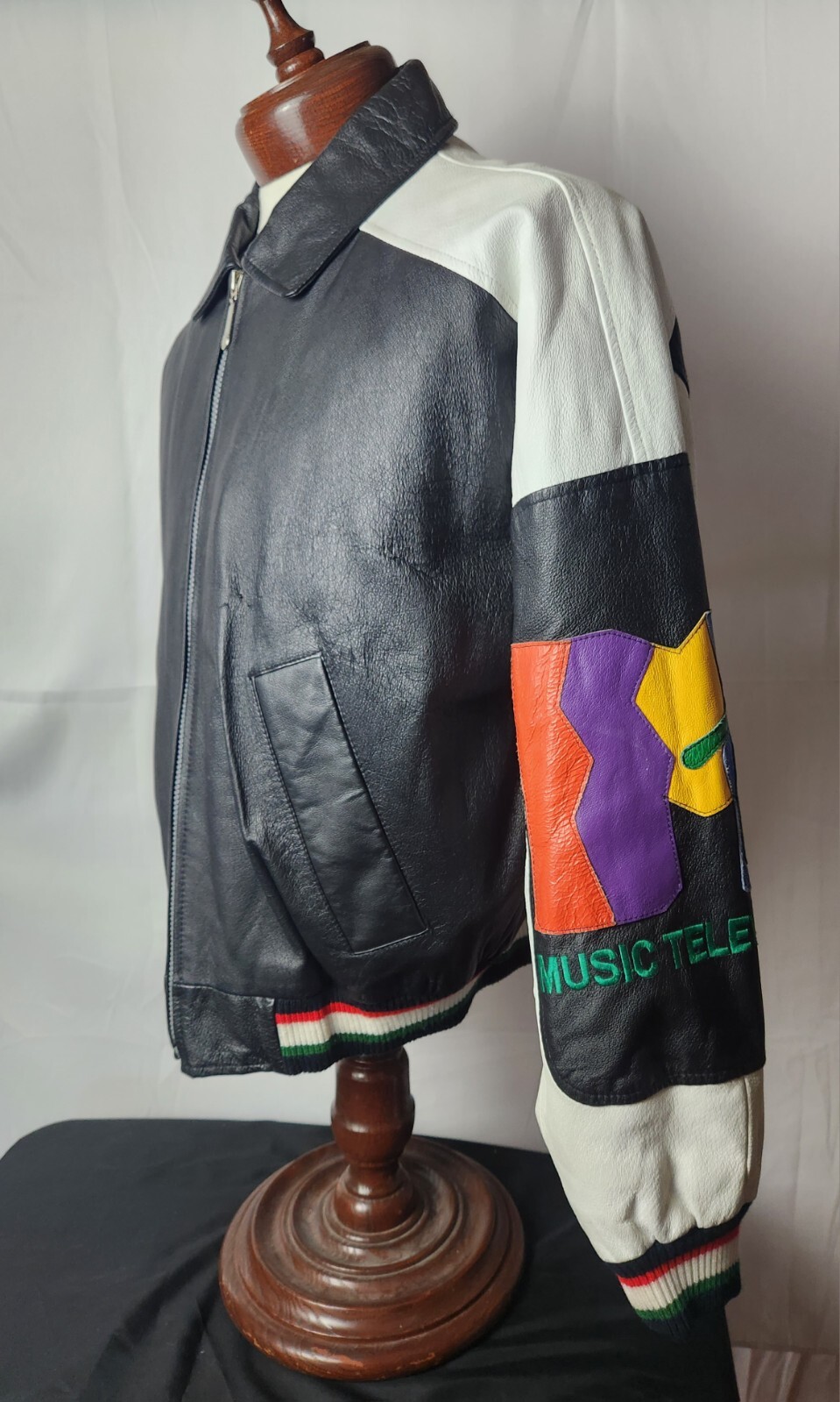 🔥🚨Vintage 1992 MTV Leather Bomber Jacket Medium Min… - Gem