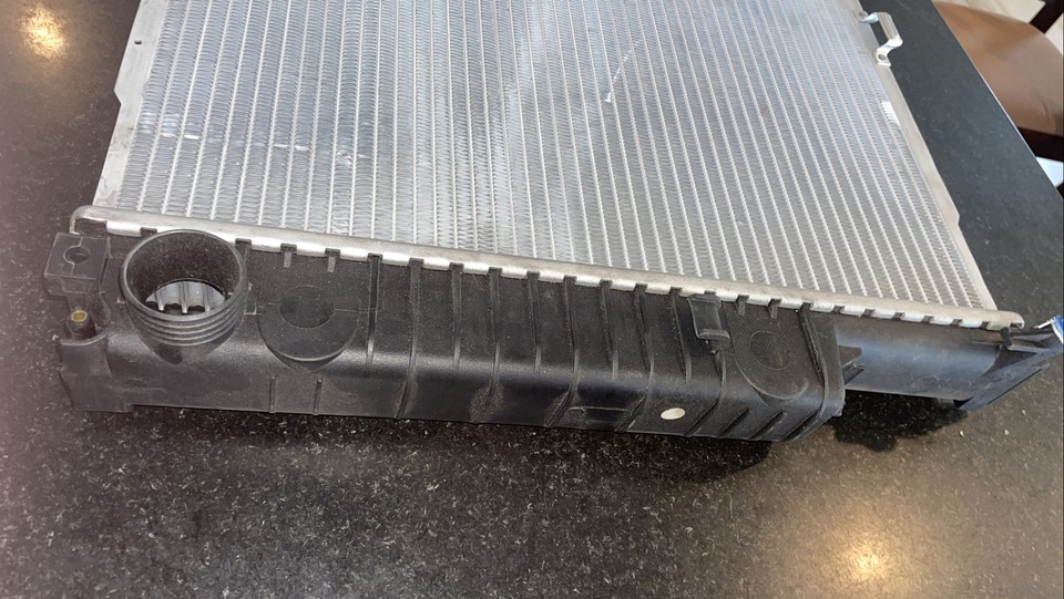 Aluminum Radiator for BMW E34/E39 540i 94-95 740i 740iL E31 850Ci ...