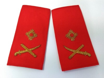 BDF Major General Rank Shoulder Slide & Gold Raised Insignia Botswana ...