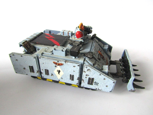 A5 WARHAMMER 40K SPACE MARINES SPACE WOLVES - PAINTED RHINO ROGUE ...