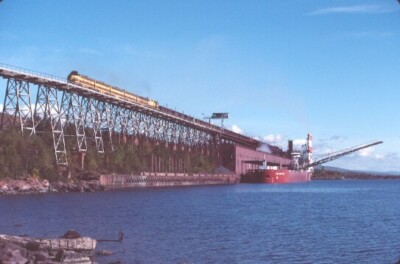 LTVX 4214 F-9A TACONITE HARBOR MN (ERIE MINING) ORIGINAL SLIDE 09-25-00 ...