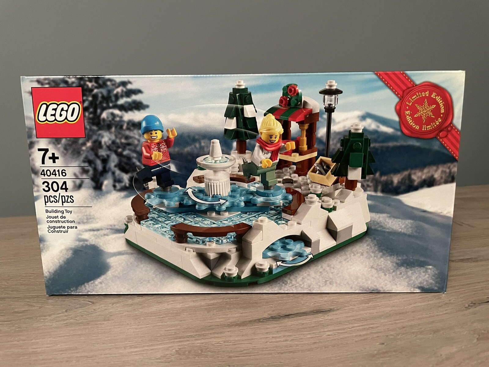 LEGO 40416 Ice Skating Rink Limited Edition GWP Winter Village - Rare ...
