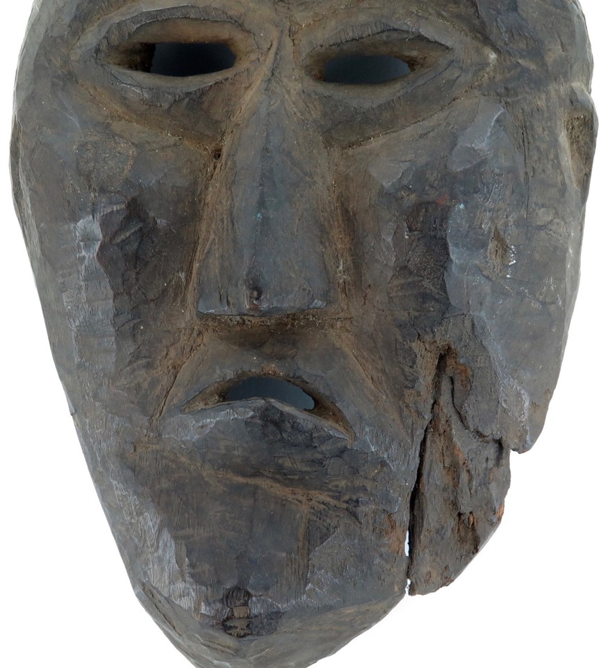 .cLATE 1800s MIDDLE HILLS AREA HIMALAYAN CARVED WOODEN MASK, VERY ...