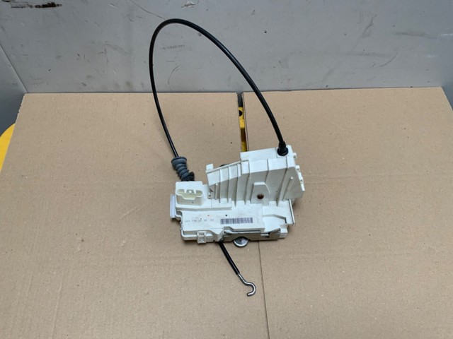 Mercedes-Benz B-class W245 Door Lock Rear Right a 1697302235 for sale ...