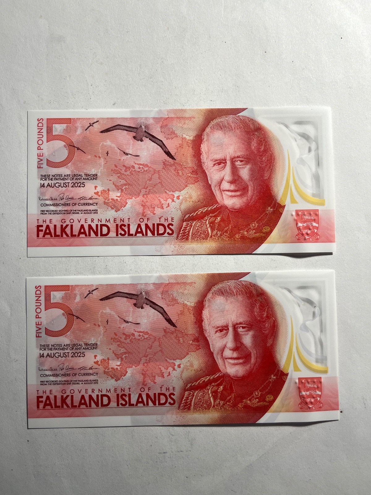 Rare unc consecutive Falkland Island Set : 2 x5 Pound Banknotes 2025 ...