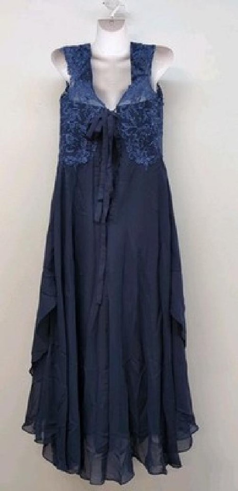 Bridesmaid Lace Bodice Sleeveless Formal Prom Gown Dress Size 12 Navy ...