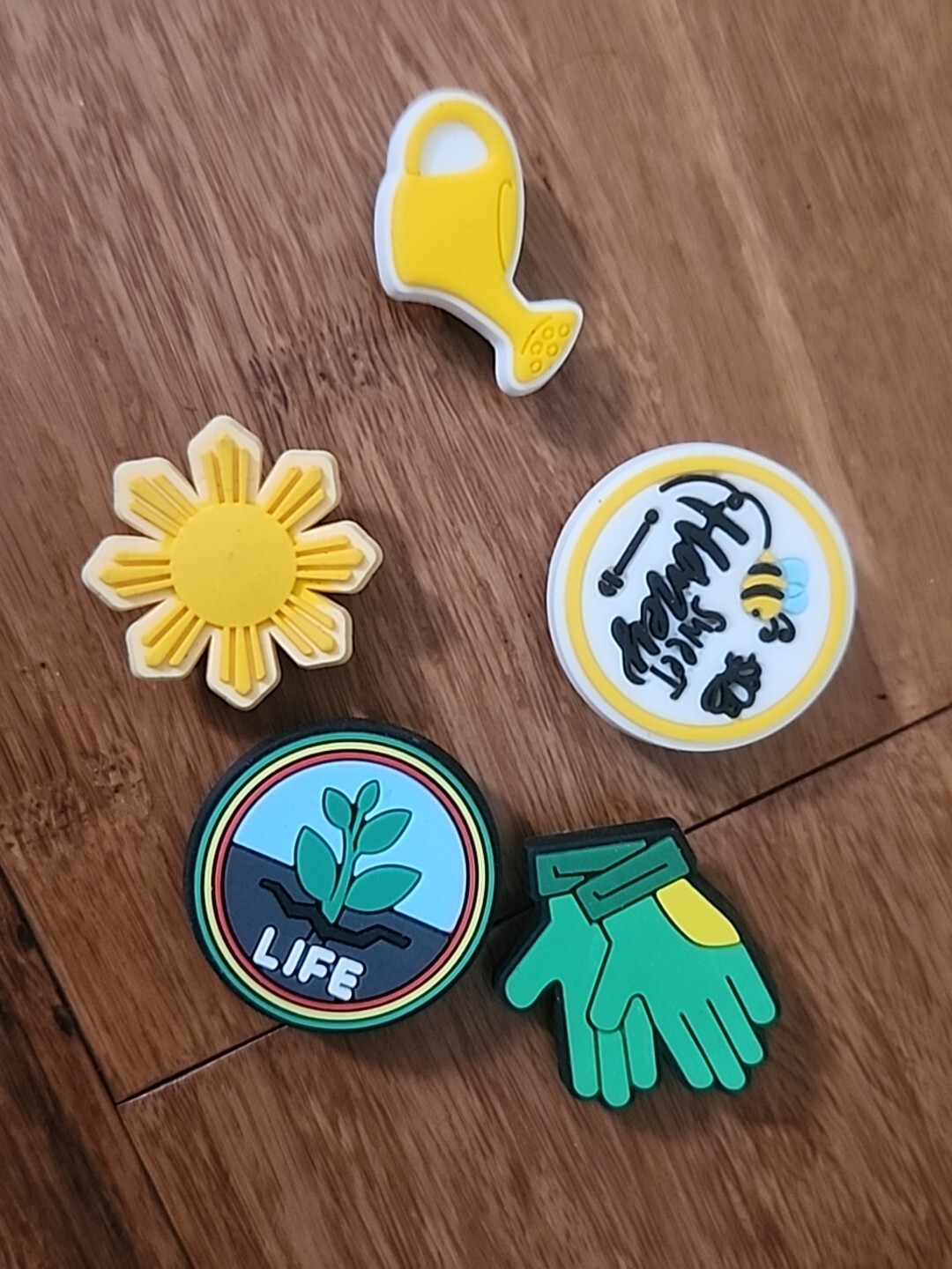 Garden Camp Nature Flower Bees Butterfly Set Of 18 - Jibbitz Charms ...