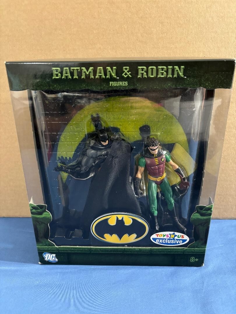 BATMAN & ROBIN DC 1/12 action Figures Toys R Us Exclusive - Mattel 2007 ...