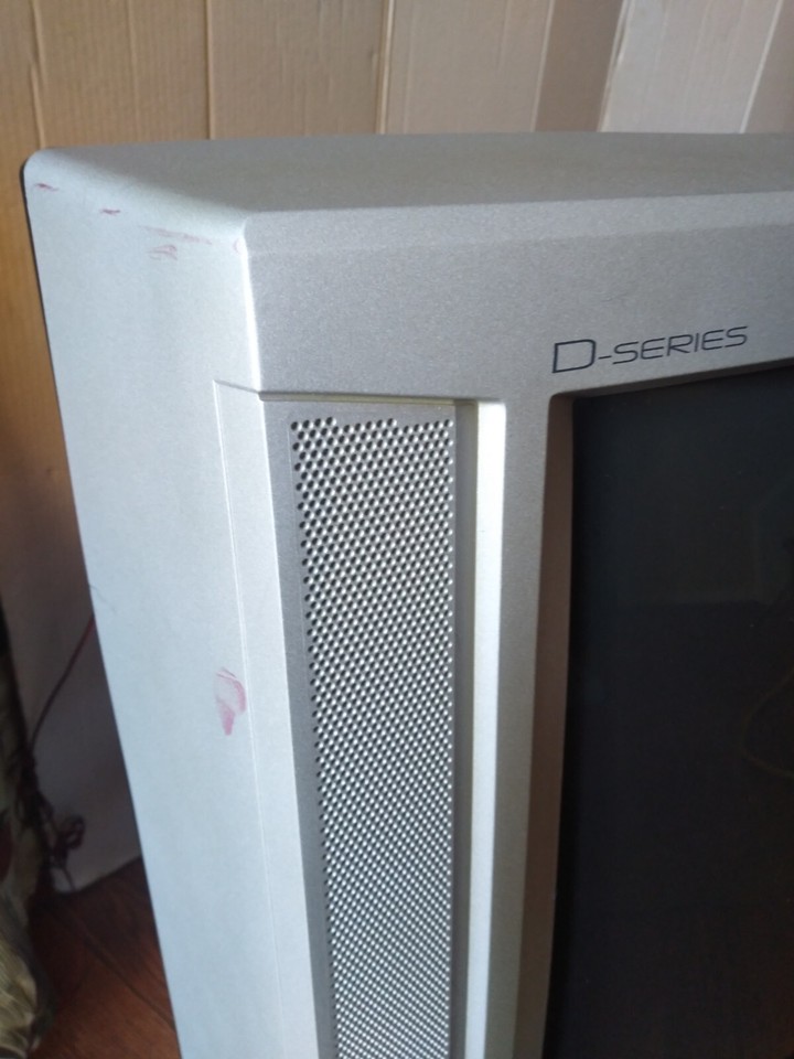 JVC D-Series AV-32D303 32" Curved Screen CRT TV RetroGaming Television ...