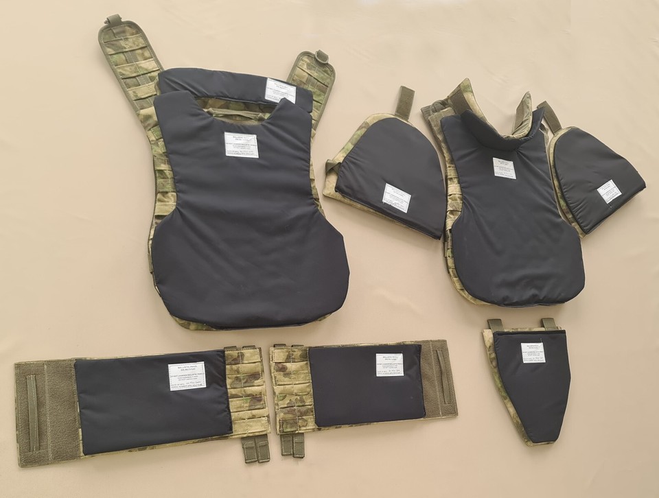 Full Body Armor Vest L ATACS-FG Plate Carrier MOLLE with IIIA inserts ...