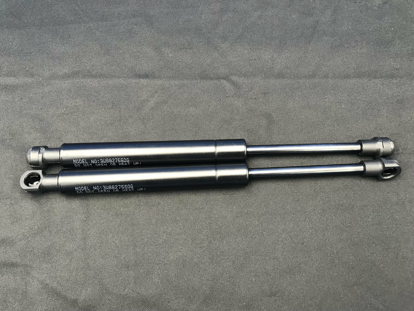 Bentley Continental GT trunk shocks lift support left and right struts ...