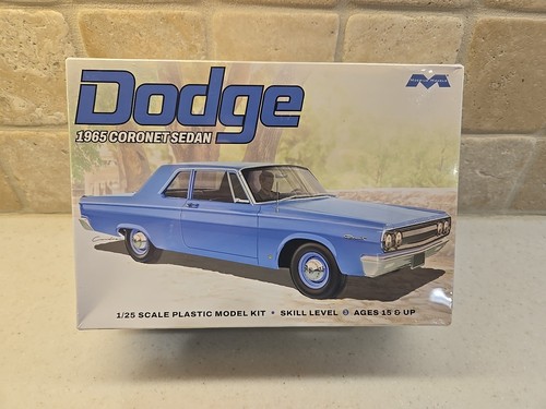 Moebius, 1965 Dodge Coronet Sedan, 1:25 Scale, Kit #2461 !!Factory ...