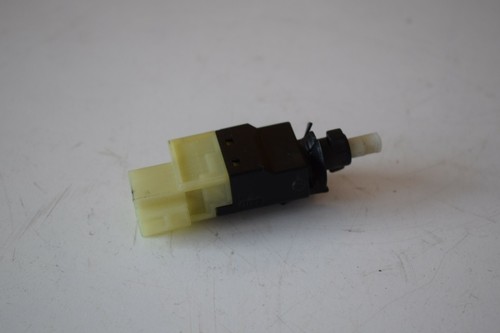 Mercedes W211 S211 W219 W245 906 Bremslichtschalter Schalter Bremse ...