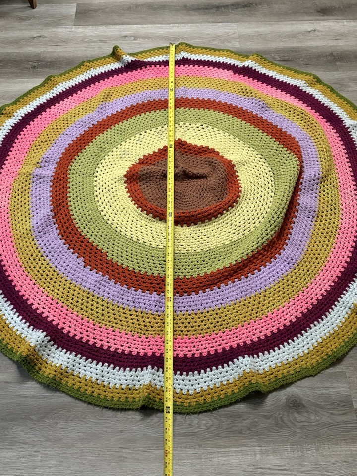 Multicolored Circular Crocheted Blanket Vintage 5 Foot Diameter Granny ...