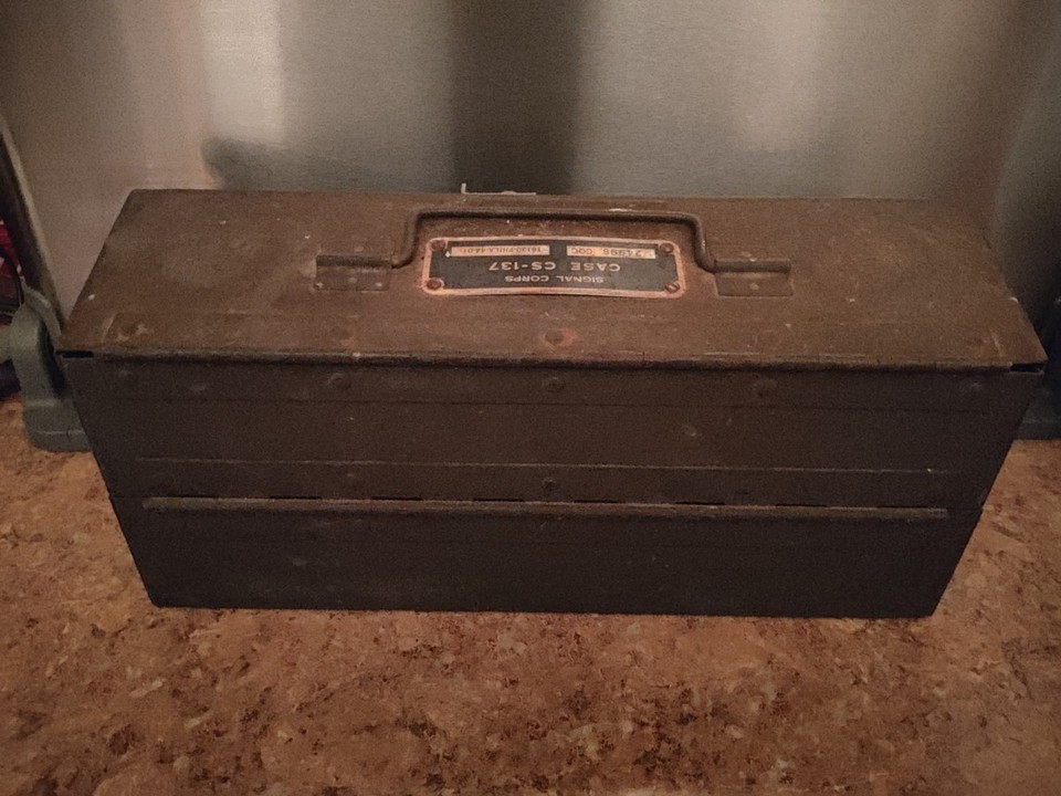U.S.ARMY: WWII Vintage Signal Corps Crystal Case CS-137 | eBay