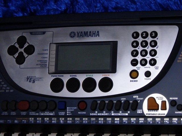 Yamaha PSR-270 Portatone Keyboard Synthesizer With Stand for sale ...