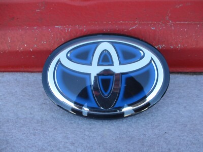 Toyota Corolla hybrid Front Grille Emblem oem 90975-02124 oem 2020 2021 ...