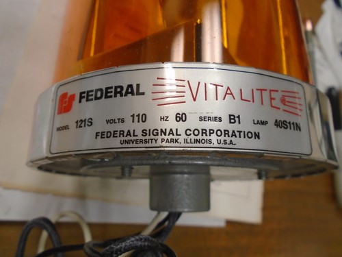 Federal Signal Model 121S Rotating Beacon Light Vitalite 120v for sale ...