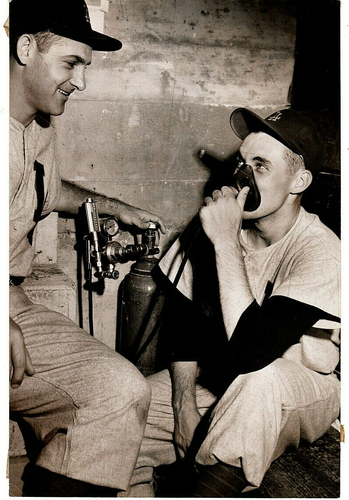 TYPE 1- 1956 PHOTO of MINOR LEAGUE LOS ANGELES ANGELS GEORGE FREESE ...
