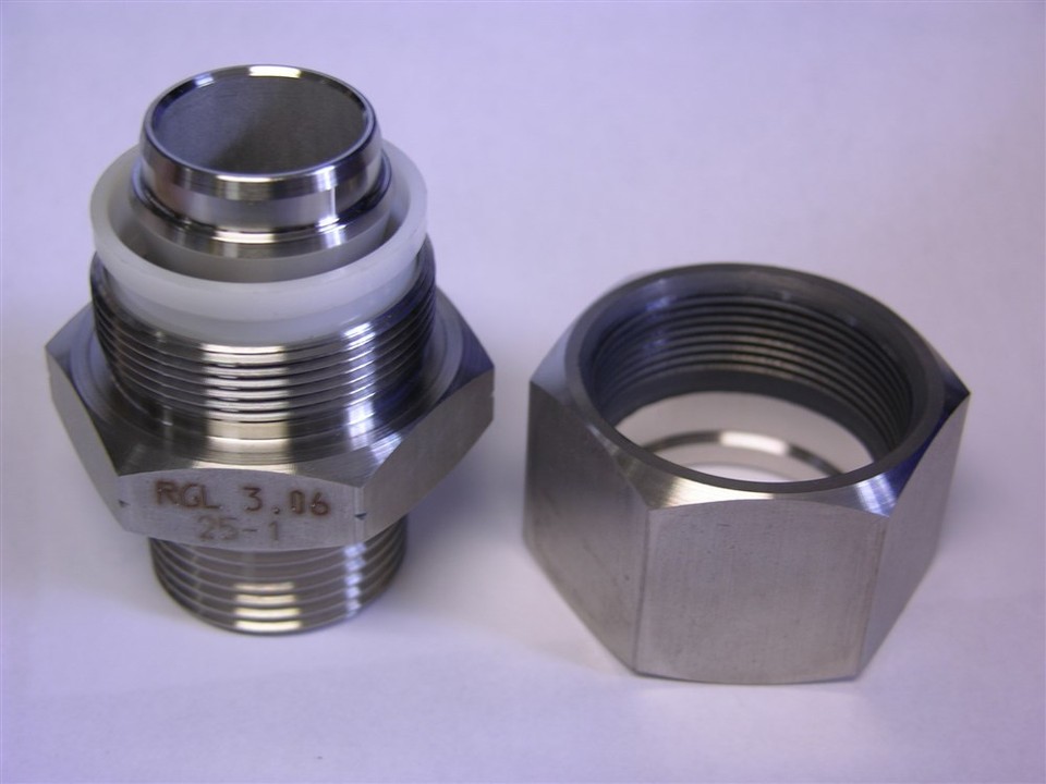 1 RGL 3,06 25-1 Stainless Steel 1 1/4" NPT to 1 1/4" Compression Tube ...