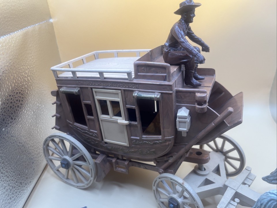 1955 Vintage Ideal Toys Roy Rogers Stage Coach, Has Most Accessories ...