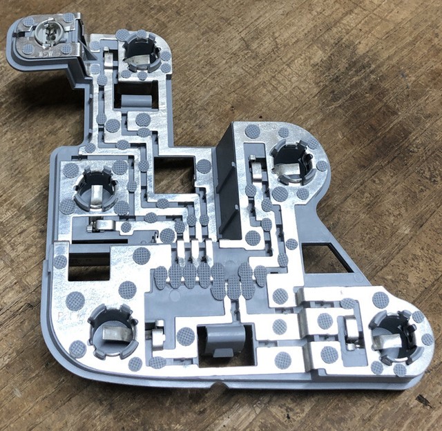 Lamp Holder Left for Mercedes-Benz W204 C-class A2048200677 A2048201500 ...