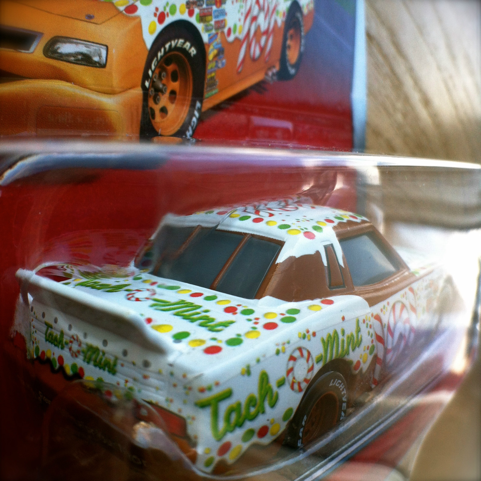 Disney PIXAR Cars GREG CANDYMAN No. 101 TACH-O-MINT diecast PISTON CUP ...