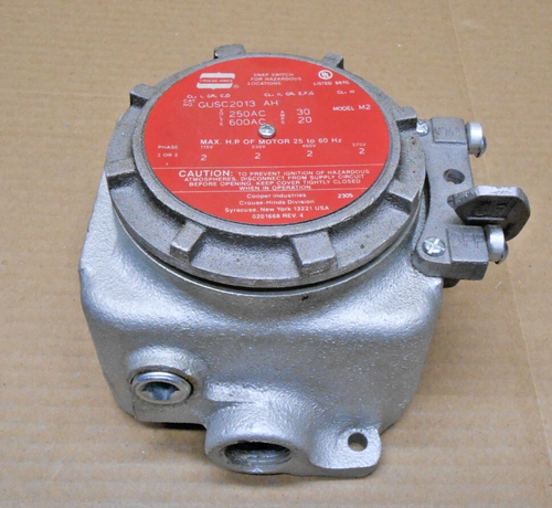 NEW CROUSE HINDS GUSC2013-AH EXPLOSION PROOF SNAP SWITCH ENCLOSURE 3/4 ...