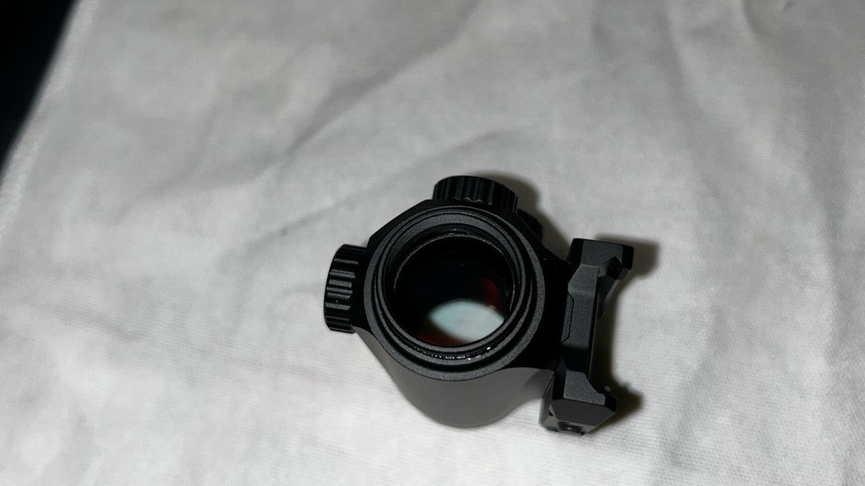 Generic Red Dot Sight – Turkey Hunting – Tools, Cloth & Cover Included ...