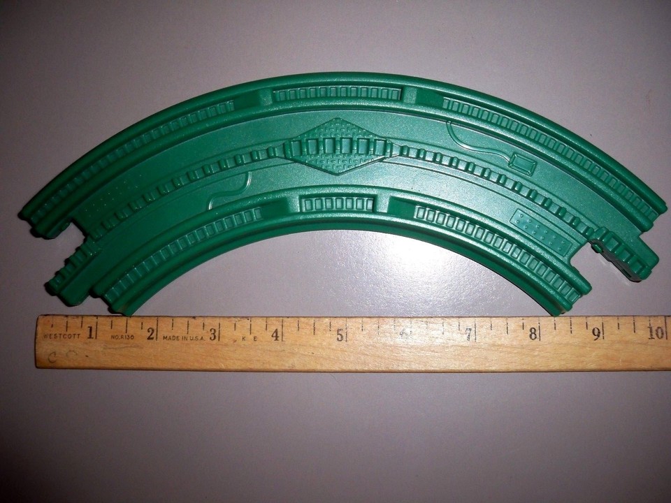 Fisher Price Geotrax - 5 Green Curve Track 10" | eBay