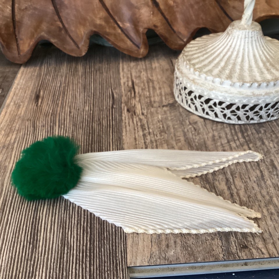 pom pom ascot scarf pin green cream 1950’s | eBay UK