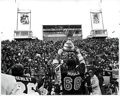 CFL 1972 Hamilton Tiger Cats Angelo Mosca with Grey Cup 8 X 10 Photo ...