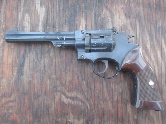 Crosman Target 38 .22 Caliber CO2 Powered Double Action Revolver, Box ...