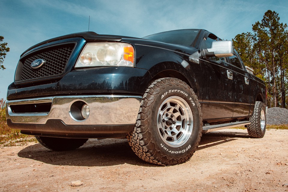 17" RockTrix RT117 17x9 -12 Machined Gunmetal Wheel 6x135 Rim 87.1mm ...