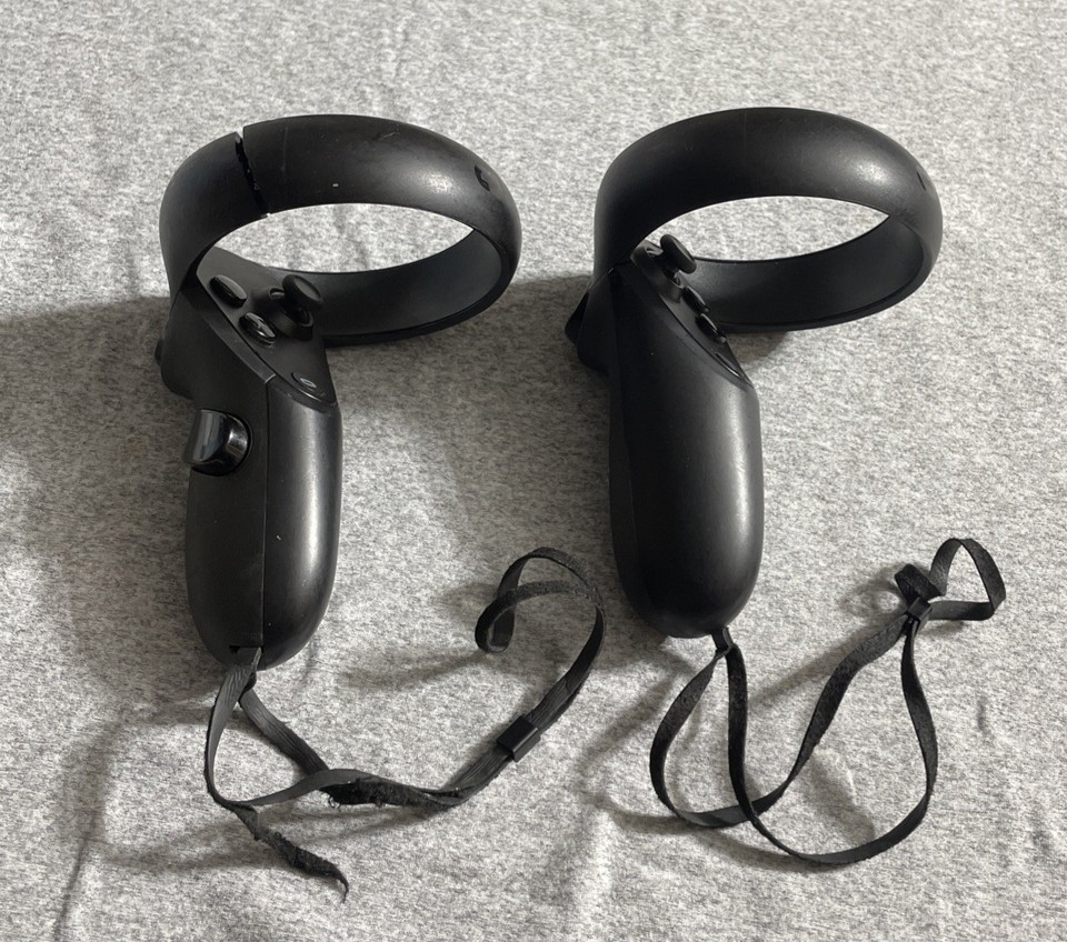 Quest Rift Controllers | eBay