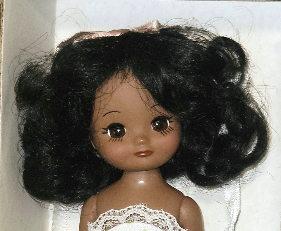 Tonner Tiny Betsy McCall 8" Basic Dru AA Black Doll | eBay