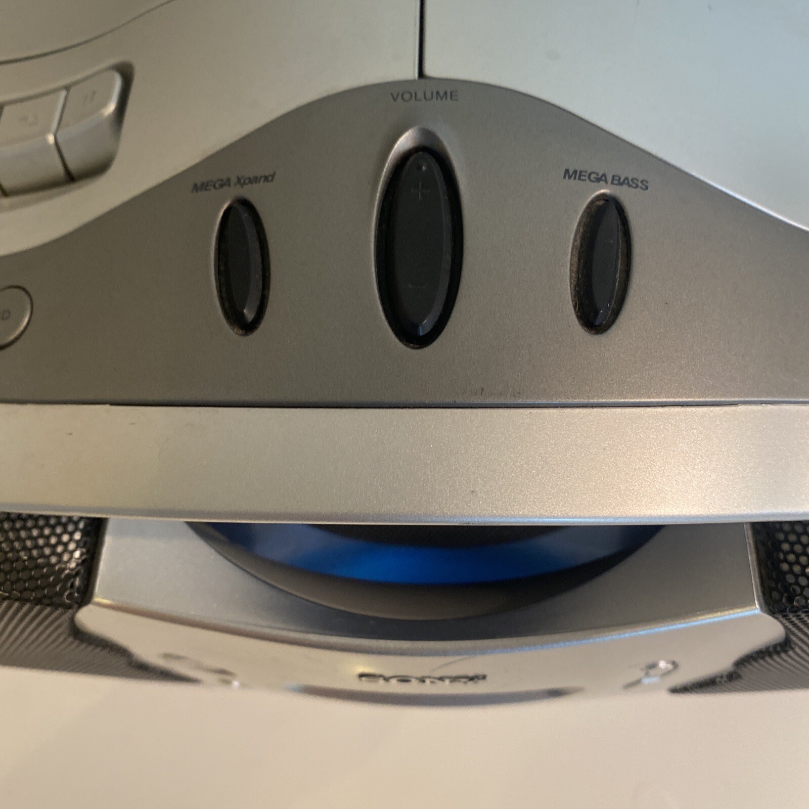 Sony CFD-F10 CD/Headphone Jack/CD-R Playback/Radio/CD-RW Playback ...